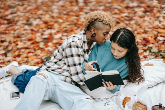 5 Outdoor Fall Date Ideas